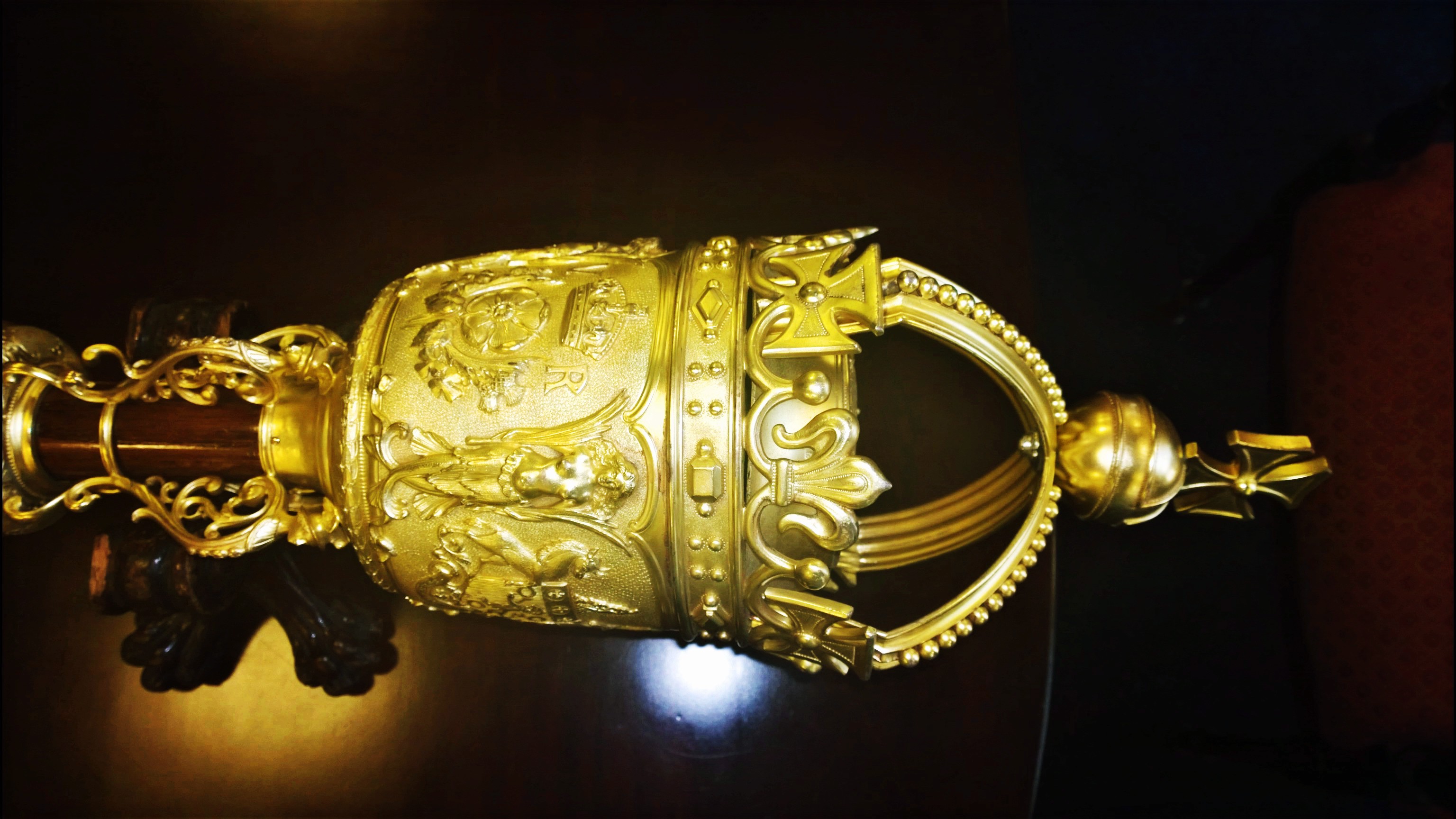 The Gifts of a Gentleman, Sir John Woodhead | Earthworm Express