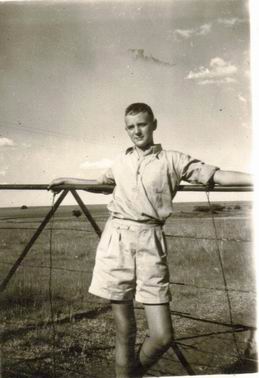 ‘n Mens is ‘n mens deur mense (die lewe van Jan Kok) - Earthworm Express